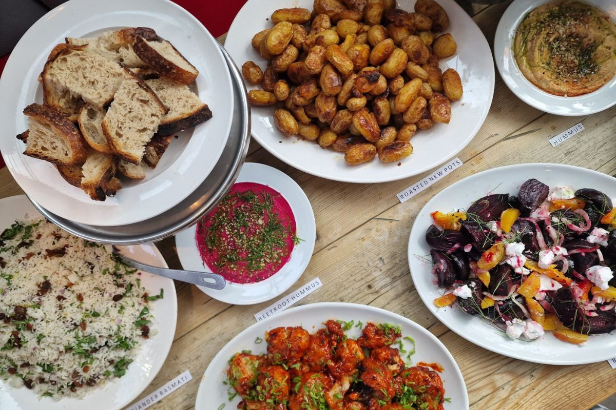 The Seven Bridges - Dance City